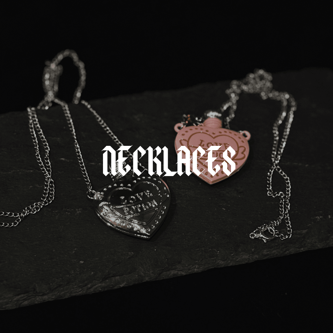 Necklaces – COSMOS.GOODS